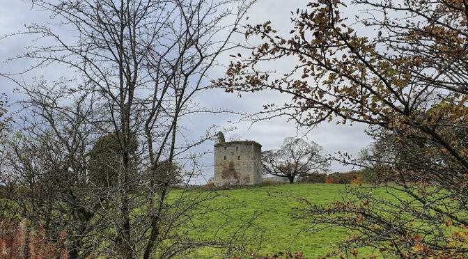 Barr Castle and Lochwinnoch Loop | WECWC